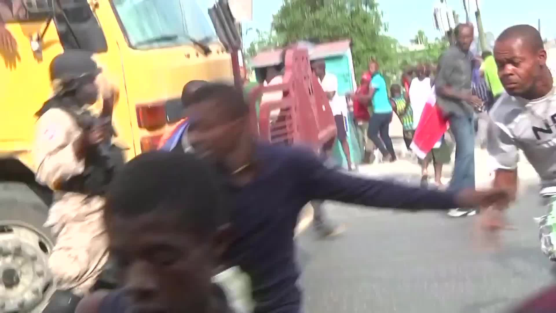 Haiti: Heavy clashes break out in Martissant, riot police fire at ...