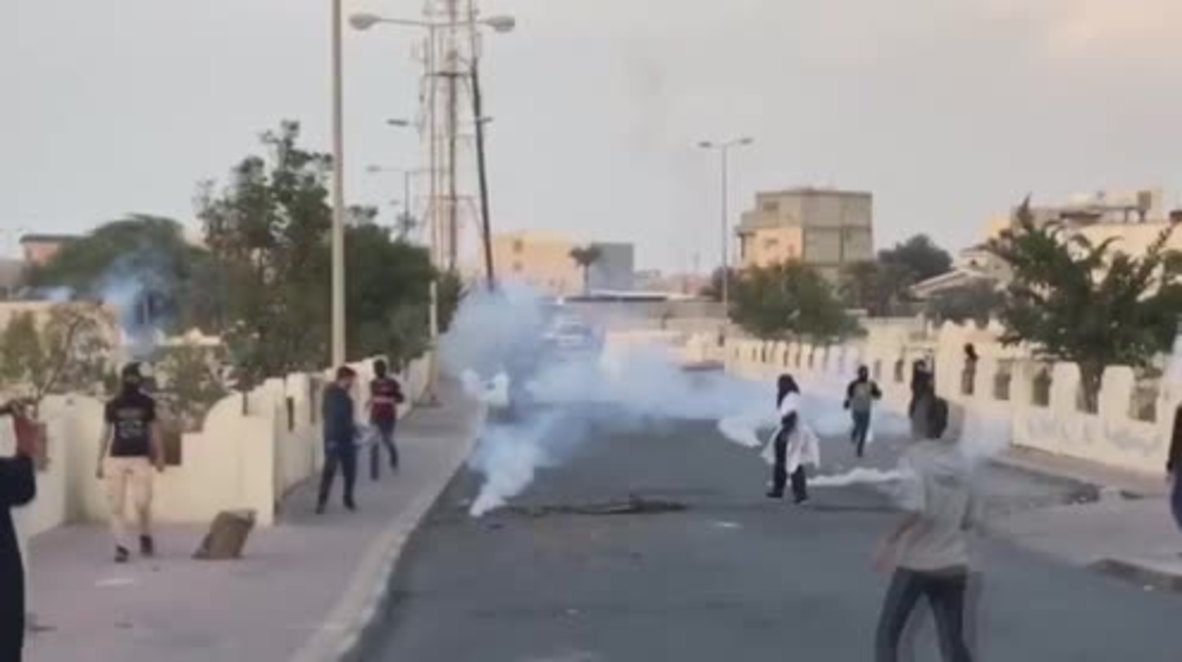 Bahrain: Clashes erupt in Bani Jamra over killing of 3 activists ...