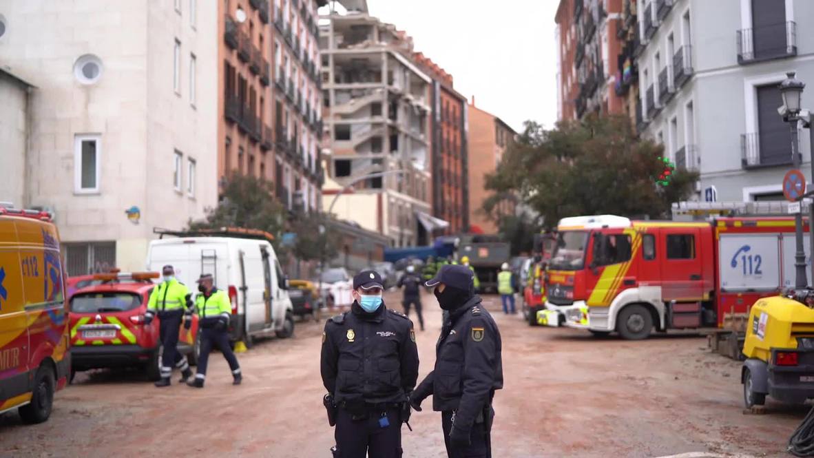 Spain Emergency Services Remove Debris After Deadly Building Explosion spain-emergency-services-remove-debris-after-deadly-building-explosion